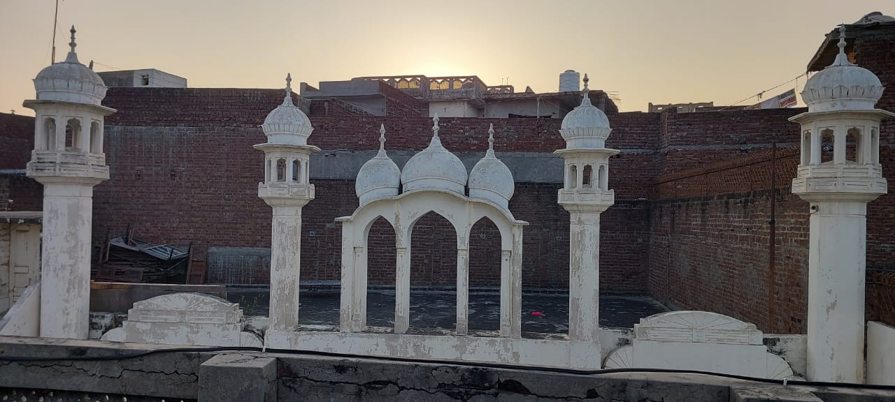 Historic Ahmadi Muslim Mosque Demolished by Local Authorities in ...